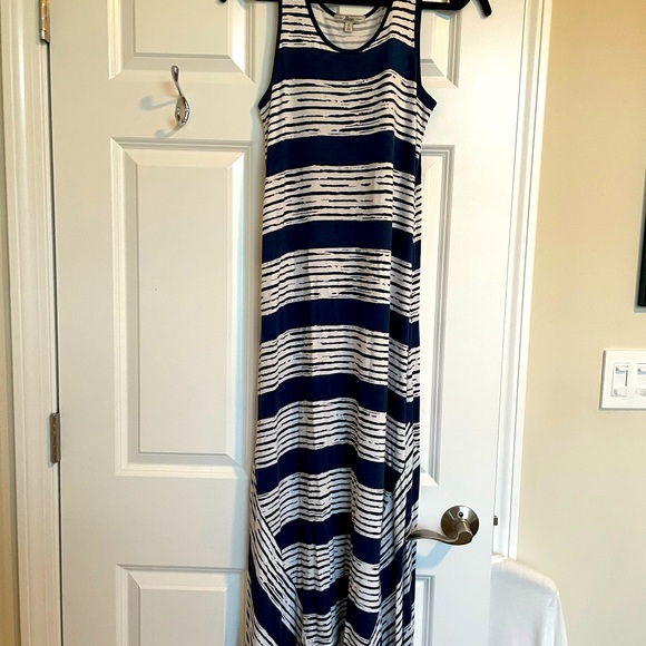 Bass | Dresses | Bass Maxi Dress Sleeveless Navywhite Excellent ...